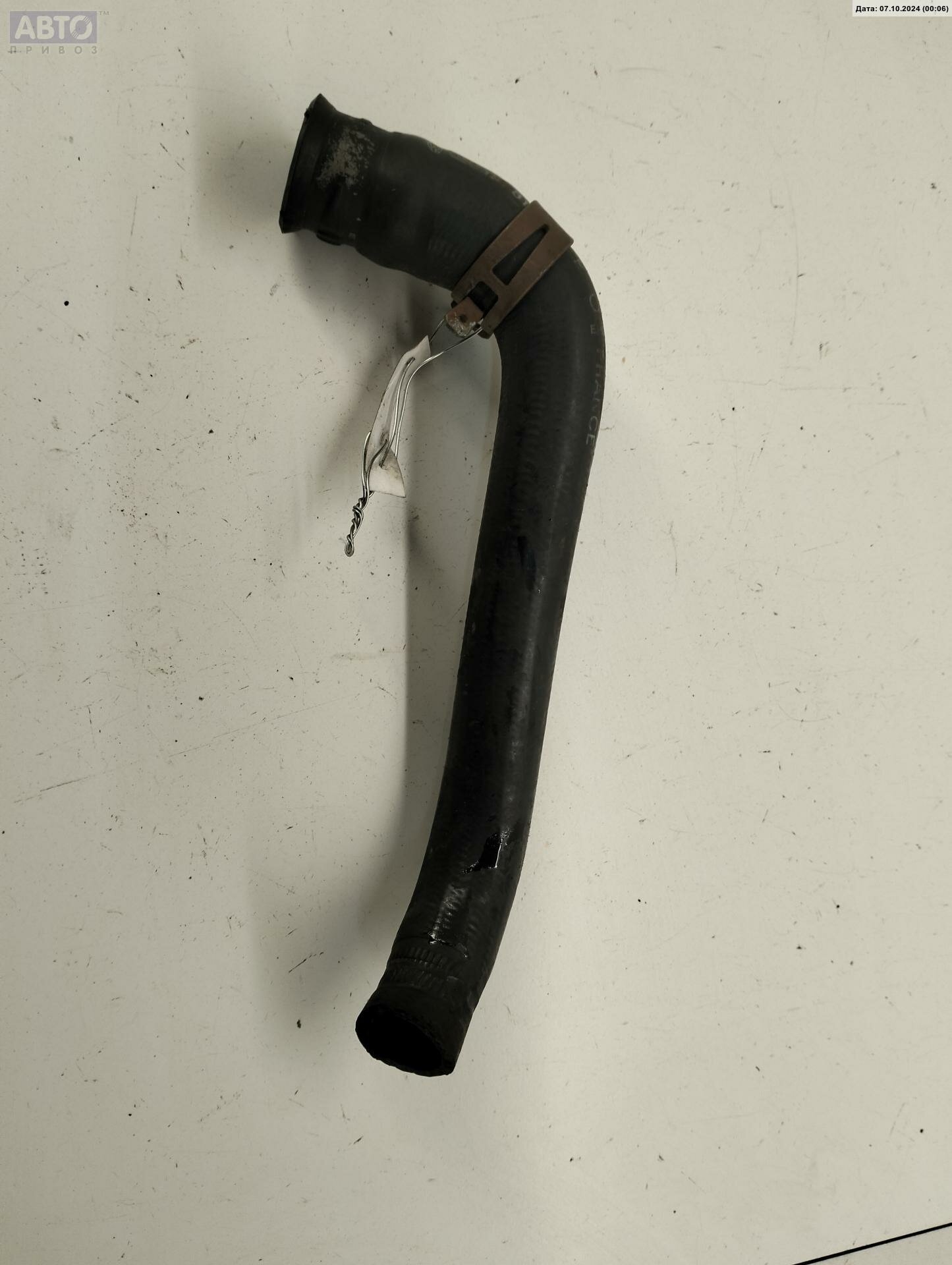 Патрубок отопителя (печки) Volkswagen Passat B3