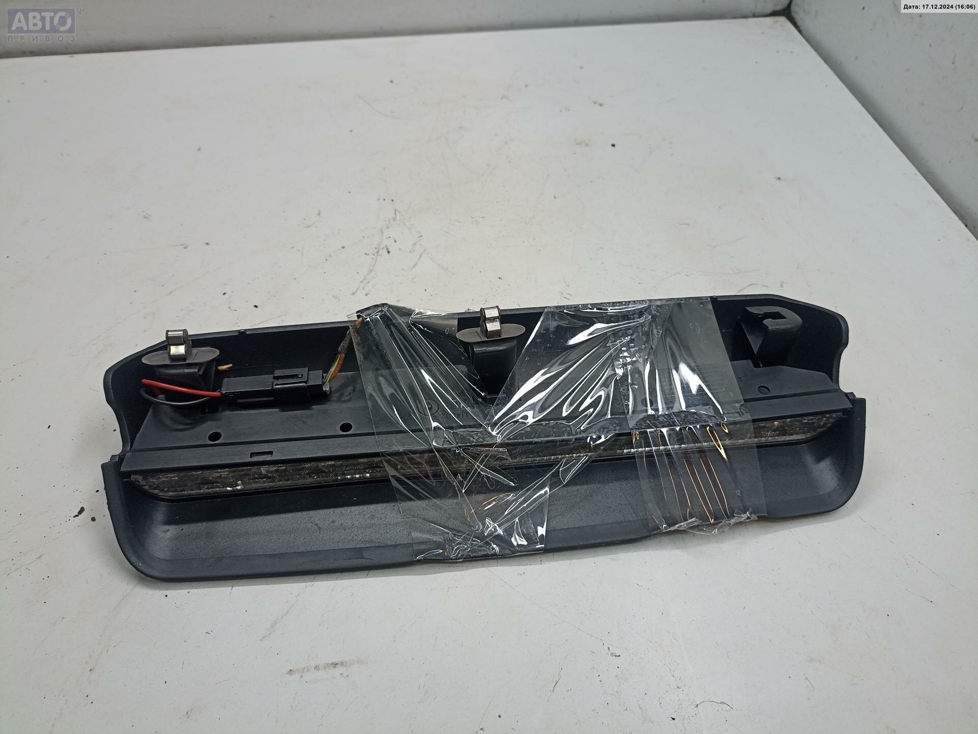 Фонарь стоп-сигнал Opel Corsa C (2000-2006)