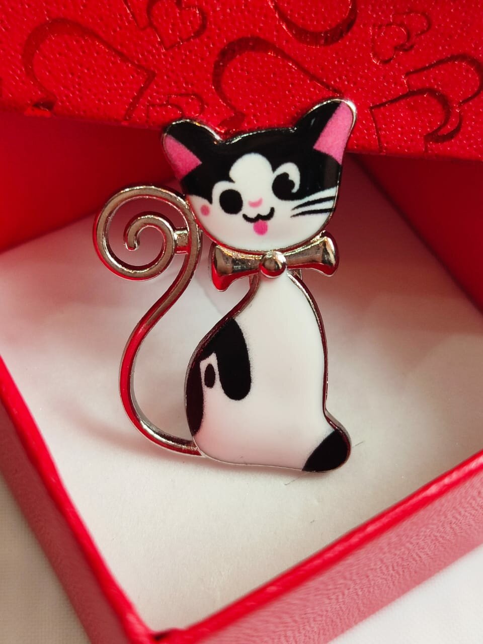 Брошь, эмаль