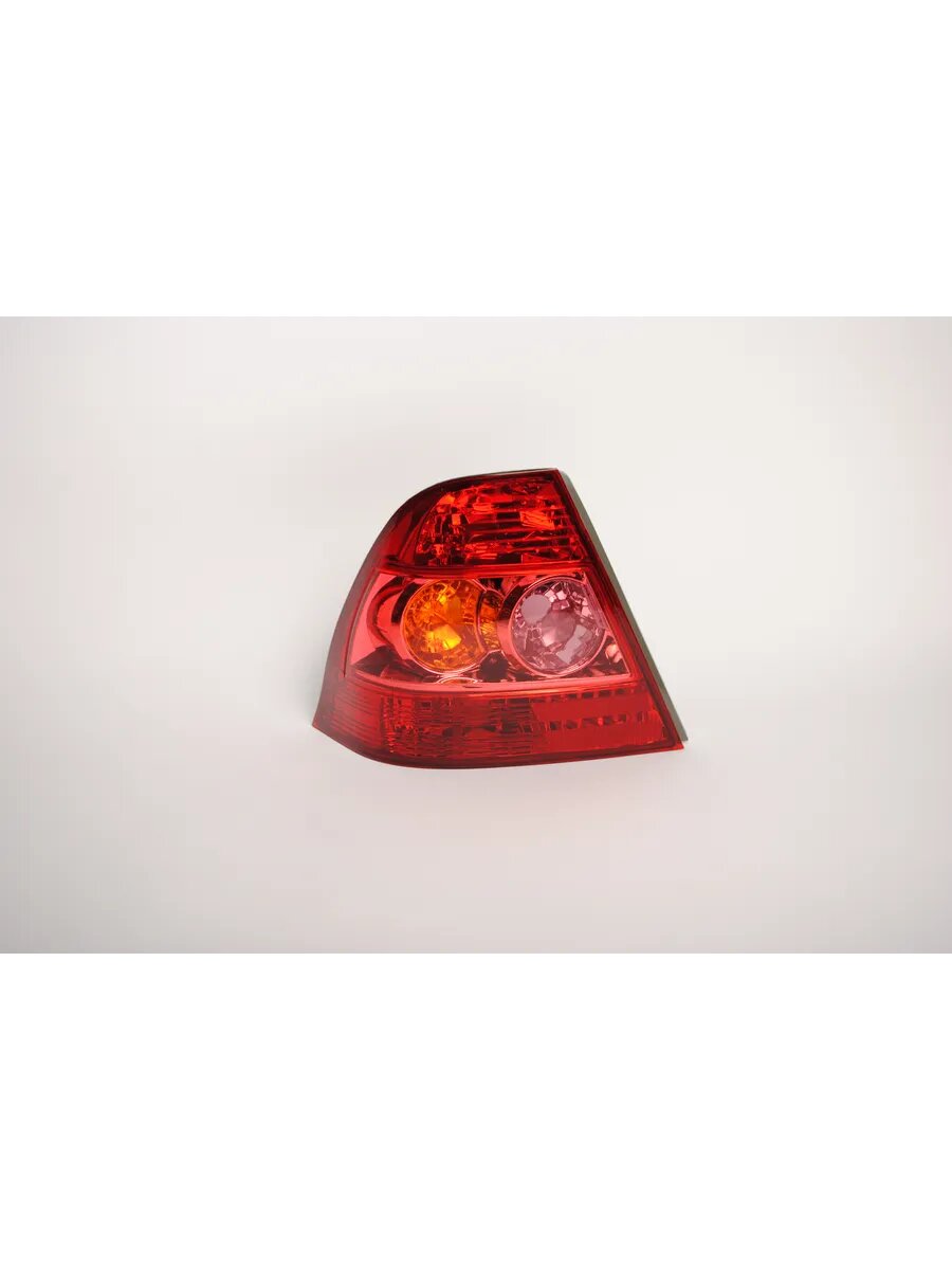 Фонарь задний 81561-02250 Powertec TOYOTA