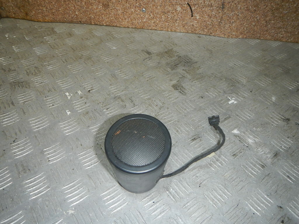 Б/У Динамик, Volkswagen (Фольксваген)-POLO (SED RUS) (11-) VOLKSWAGEN POLO (Sed RUS) (11-) Системы Глонасс. Отслоение кра...