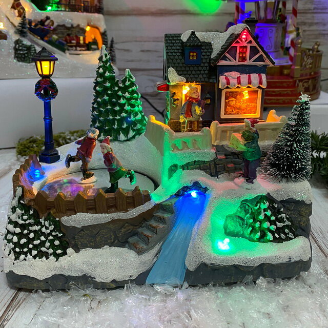 Светящаяся композиция Christmas Village: Зимние забавы на катке 21*16 см, с движением и музыкой, на батарейках, Kaemingk, 481369-2