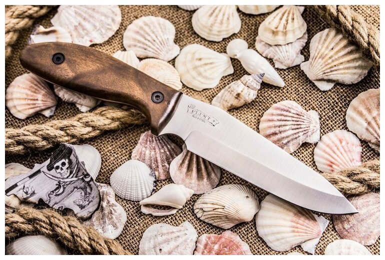 Нож Kizlyar Supreme Flint AUS-8 (StoneWash, Walnut Handle, Leather Sheath)