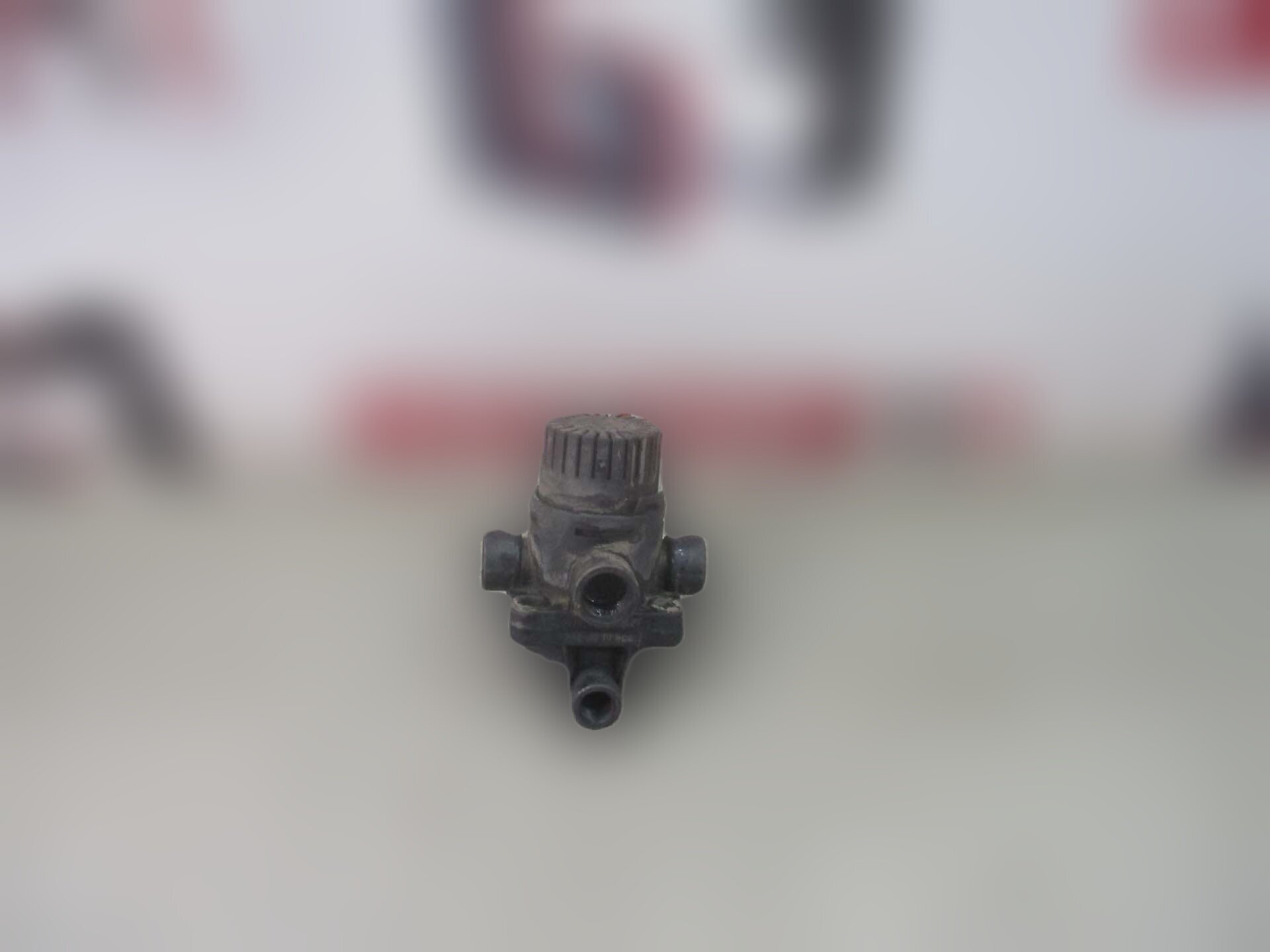 Клапан ускорительный KNORR-BREMSE MAN TGX, TGS, TGA, TGL, TGM