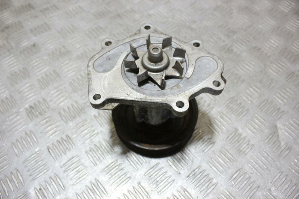 Насос водяной помпа INFINITI QX 2004-2009 210107S000