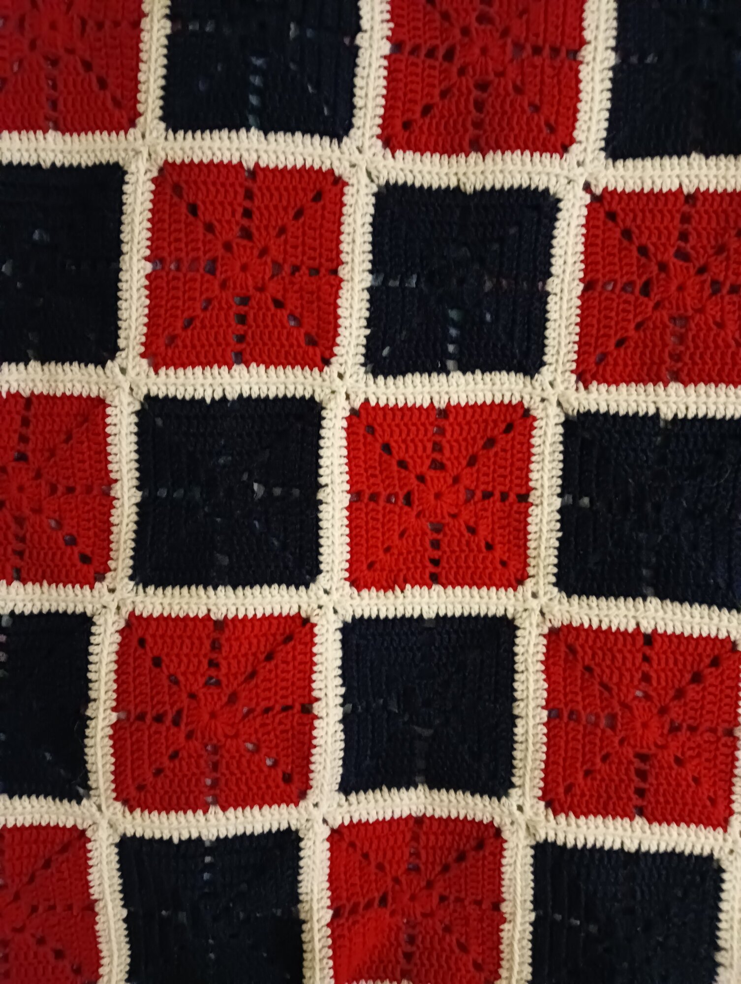 Одеяло красно-синее