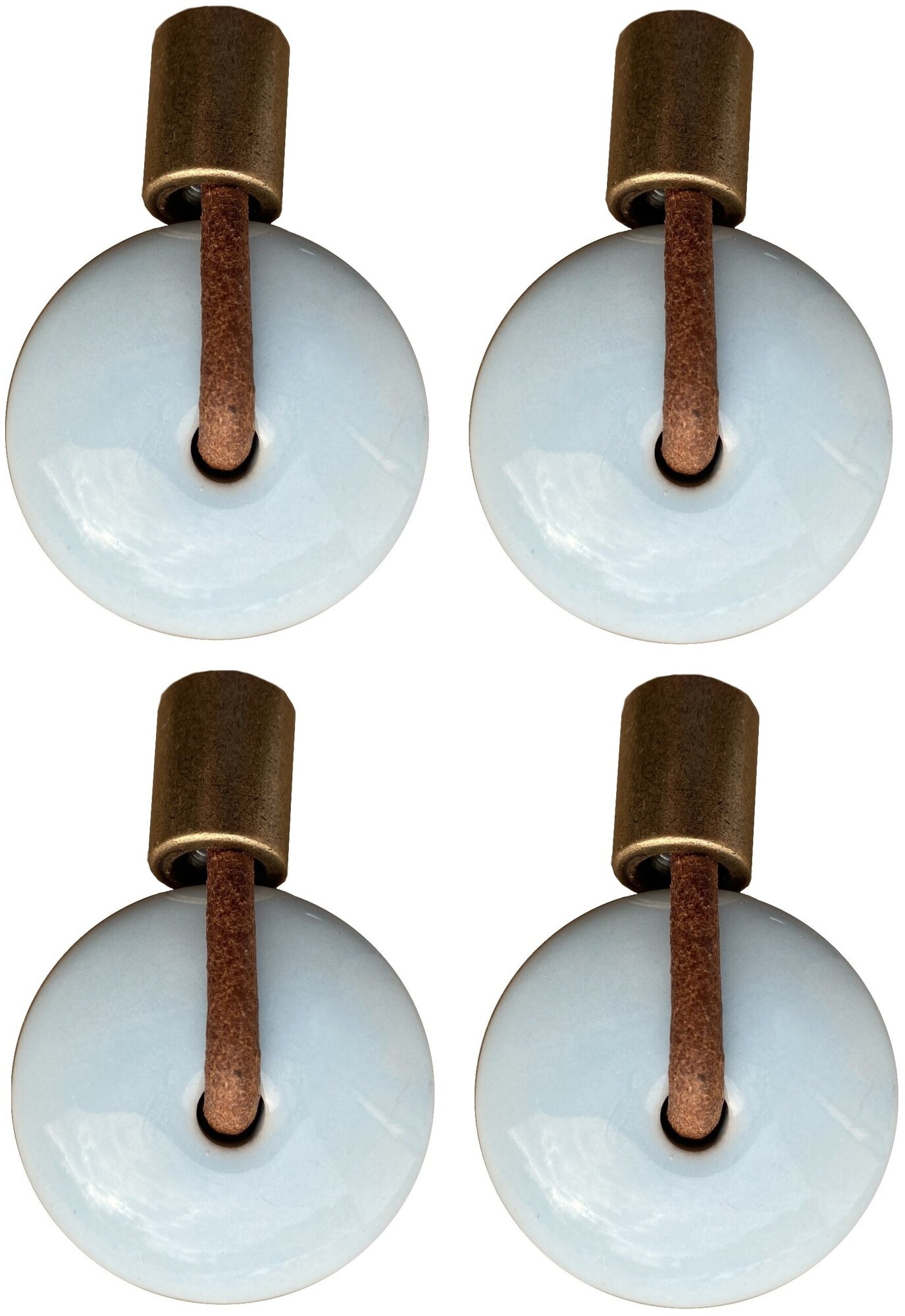 Ручки мебельные фарфоровые, ручной работы. Материал изготовления - фарфор, кожа, латунь. покрытые глазурью. 4 шт. + 4 шт. винта.