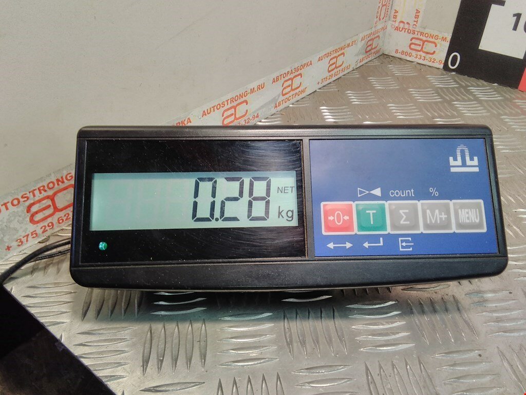 Форсунка бензиновая электрическая Volkswagen Polo 4 03D906031C арт. 1100612