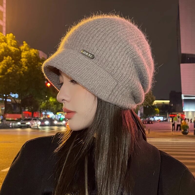 Шапка для женщин