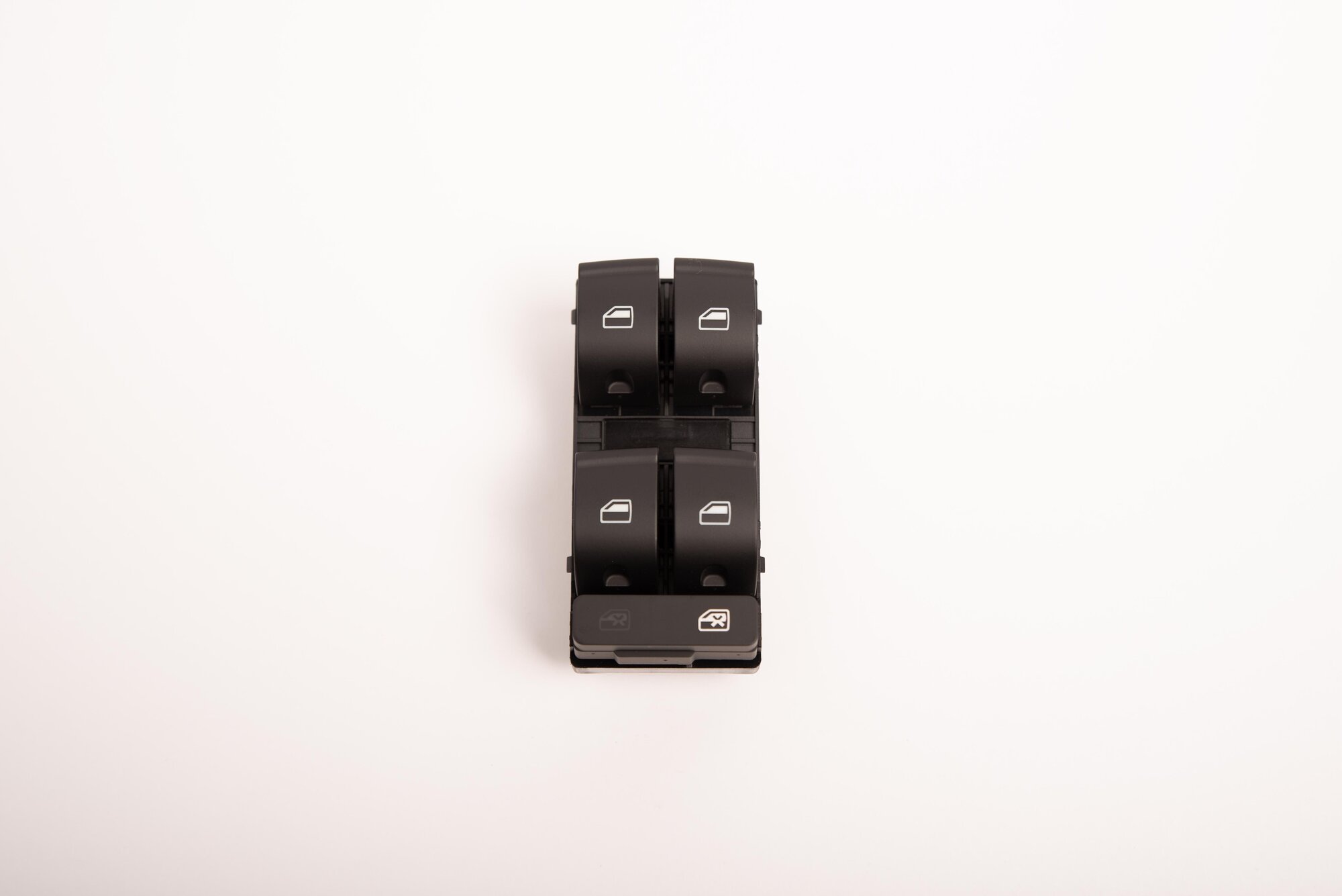 Блок управления стеклоподъемниками 8E0959851 Powertec Audi