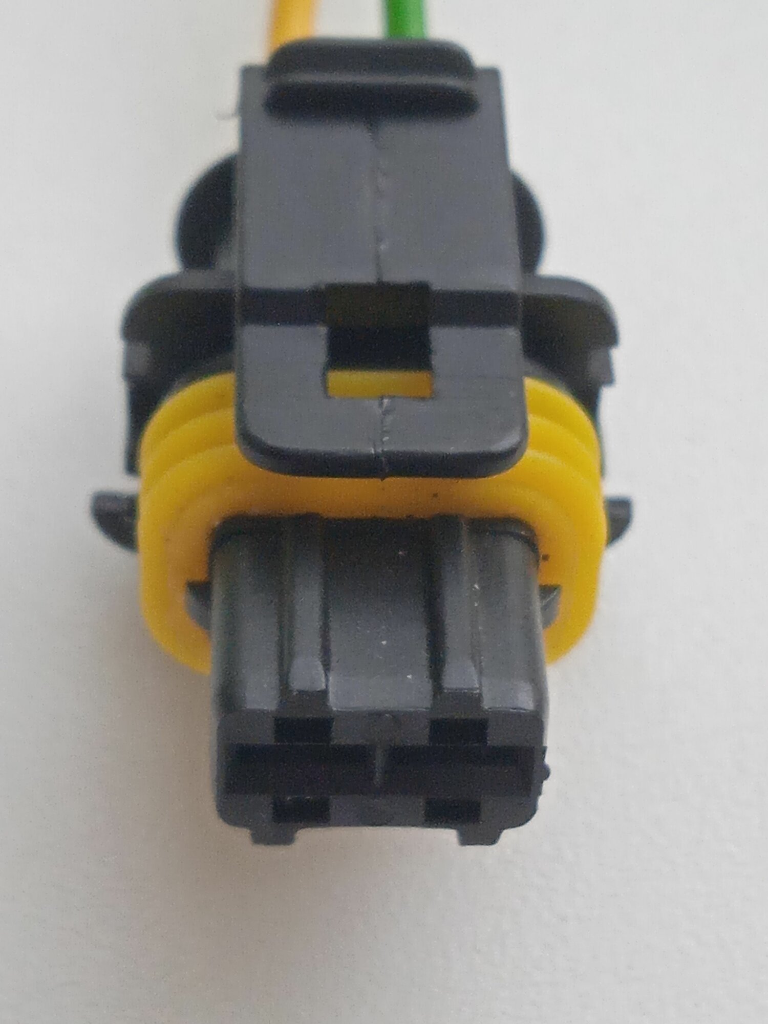 Разъём с проводами, фишка для датчика температуры охлаждающей жидкости