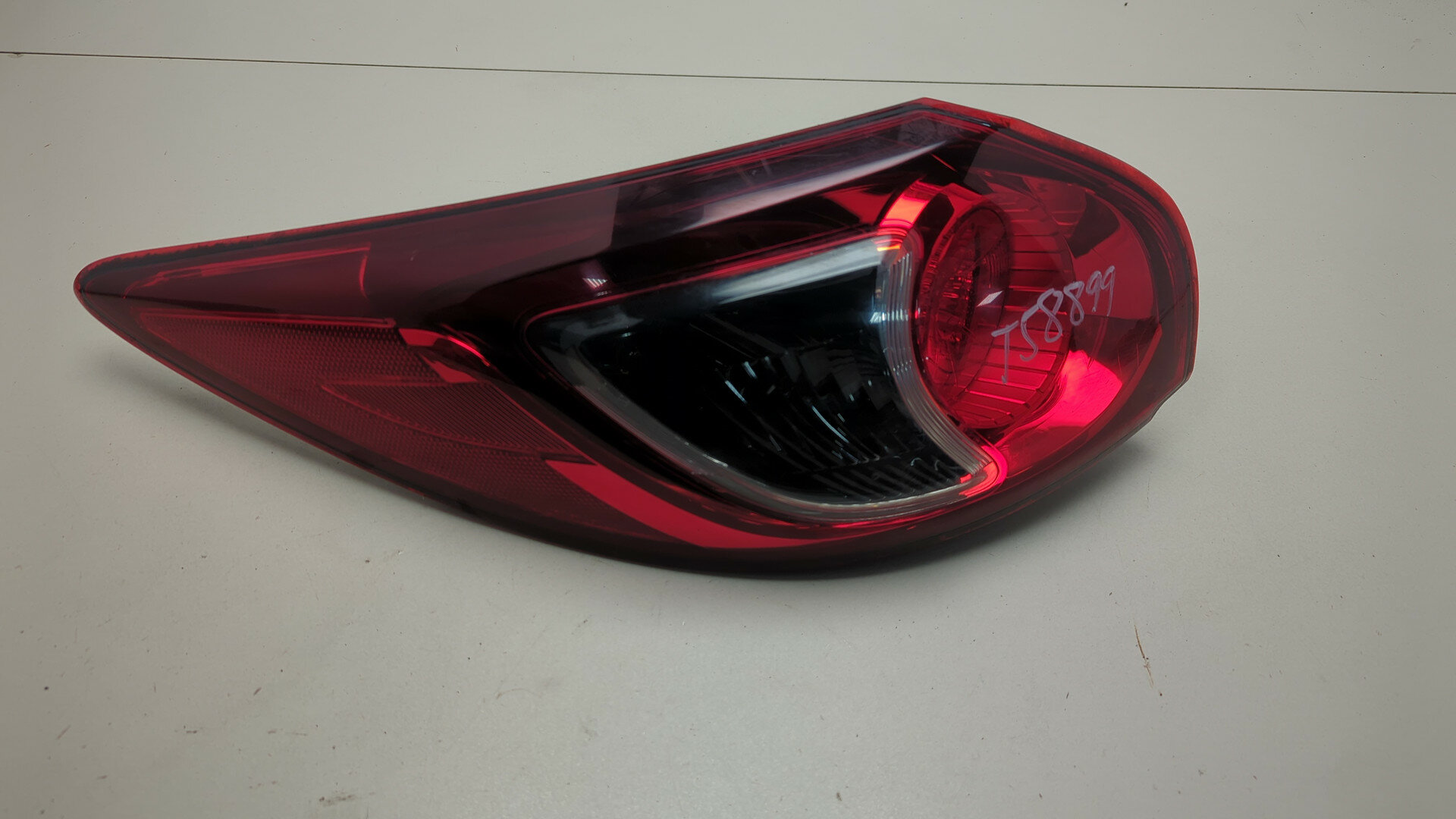 Фонарь (задний) левый Mazda CX-5 Б/У