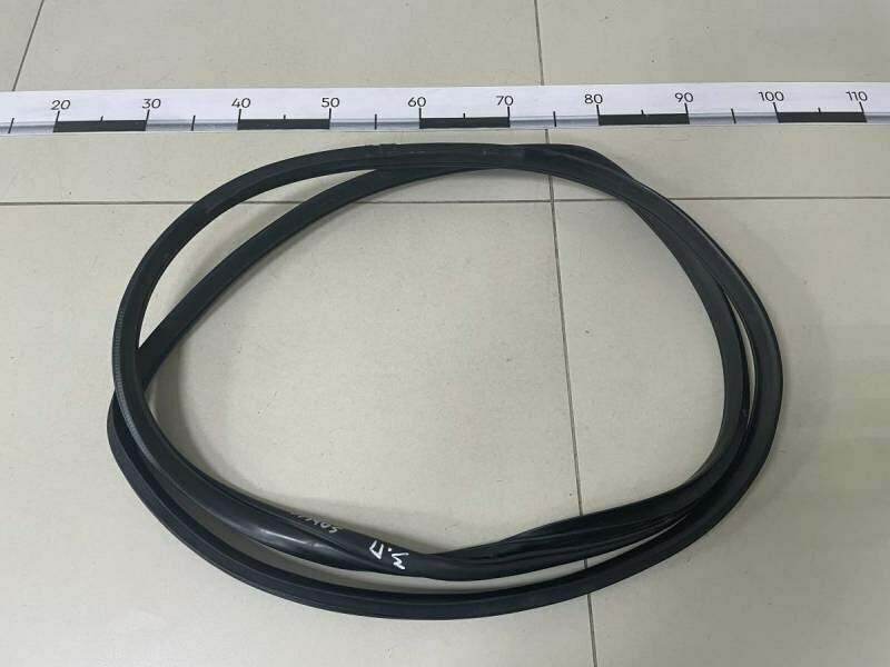 Уплотнитель проема двери задней правой Hyundai i30 GD 2012 кат.номер: 83120A6200