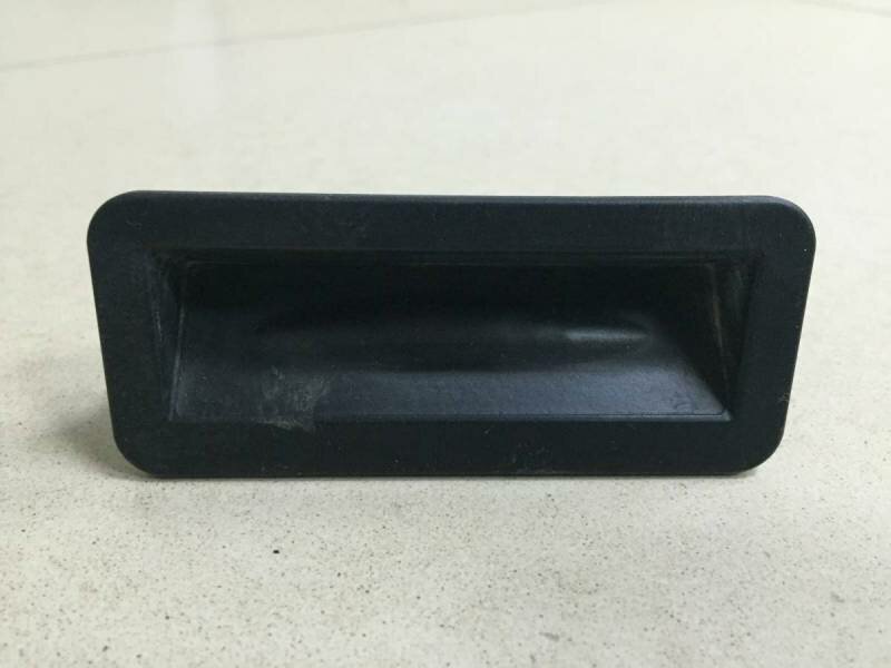 Кнопка открывания багажника Ford Focus 2 DA 2005-2008 кат.номер: 6M5119B514AC