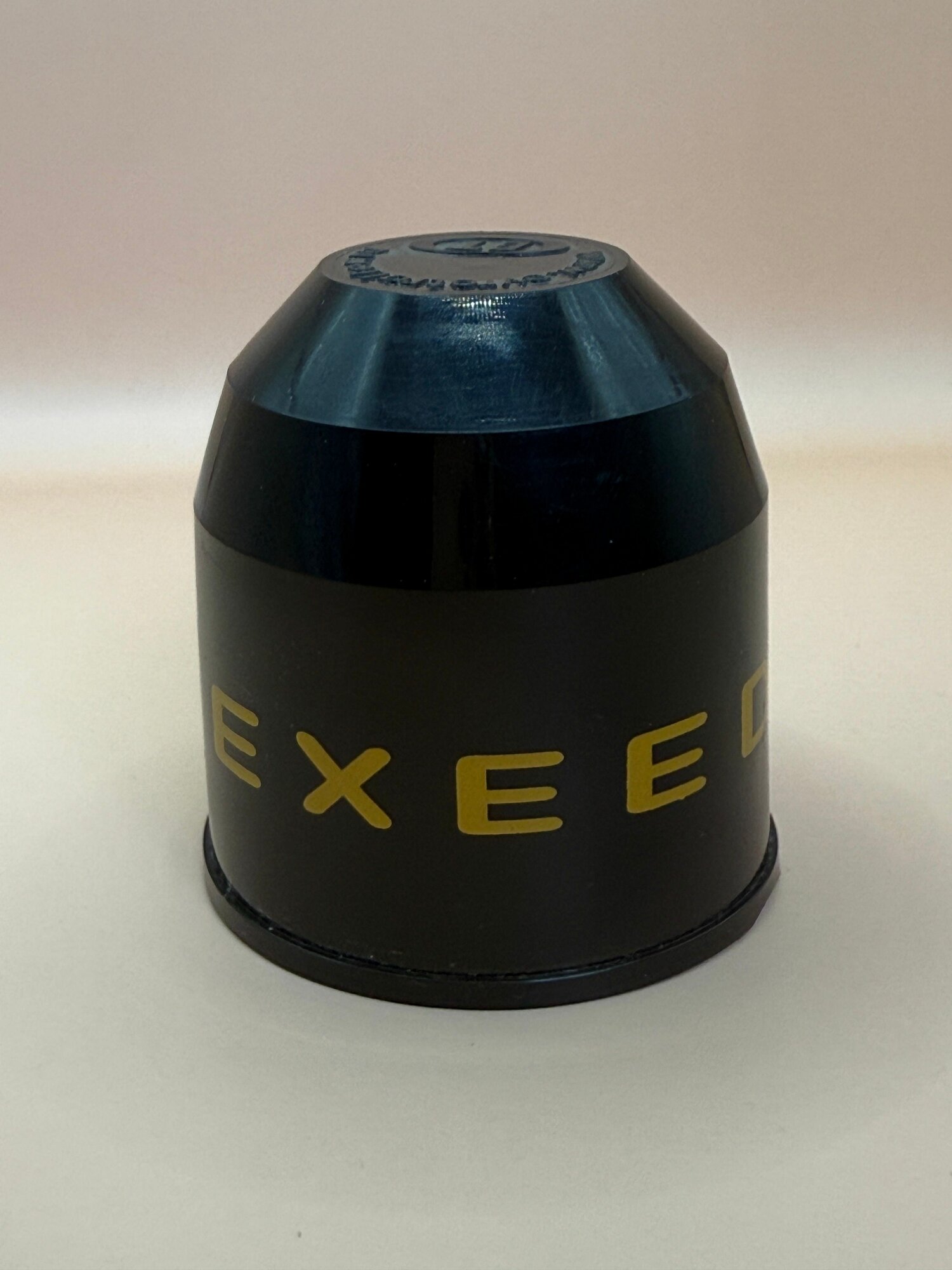 Защитный колпак на шар фаркопа EXEED (черный) пластик