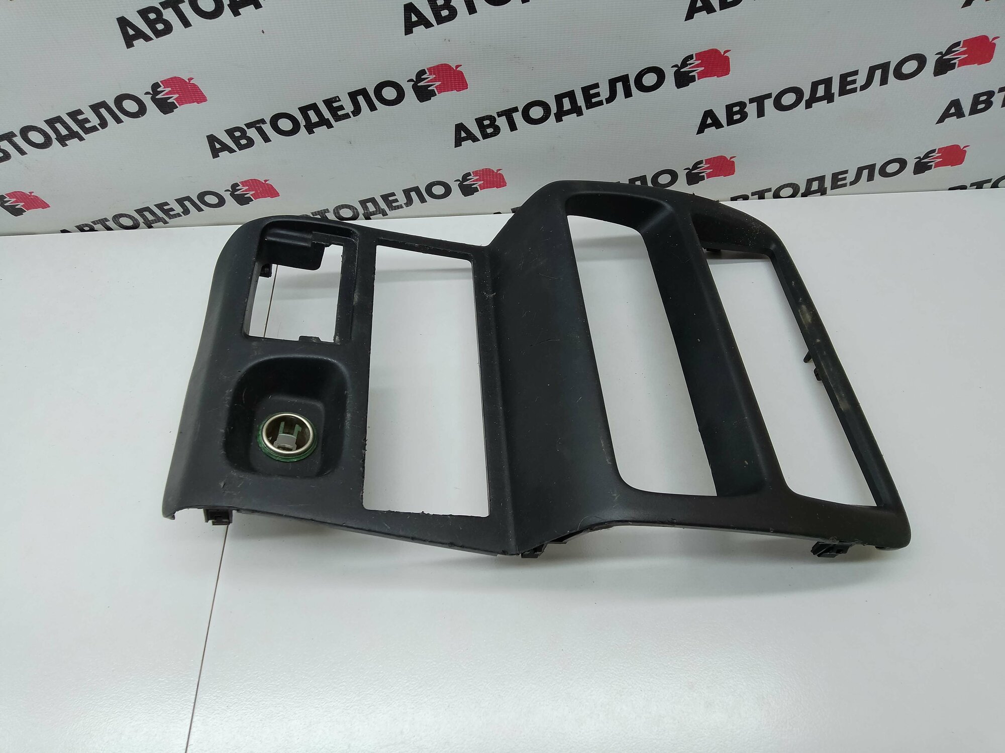 Накладка панели Mazda 323 BA 1998 г.в