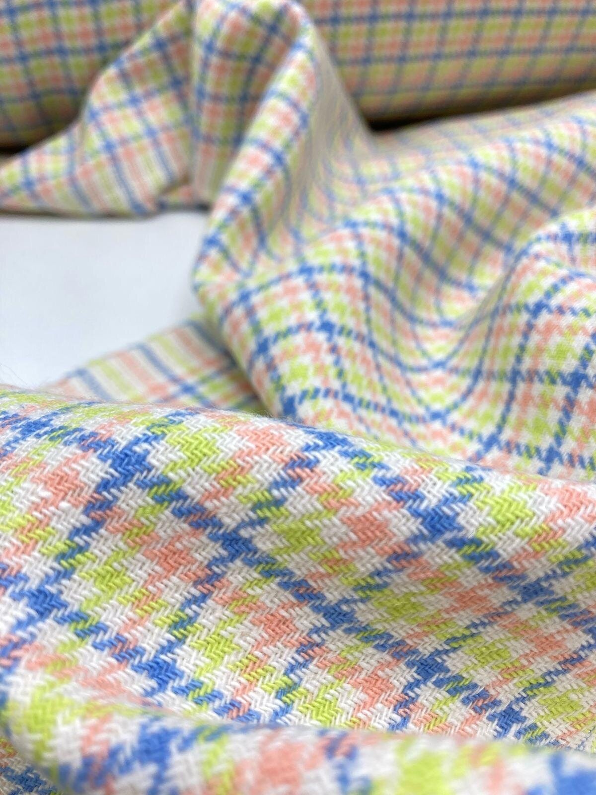 Ткань Оршанского льнокомбината костюмная в цвете Весна, 100% лен, плотность 310 гр, ширина 145 см