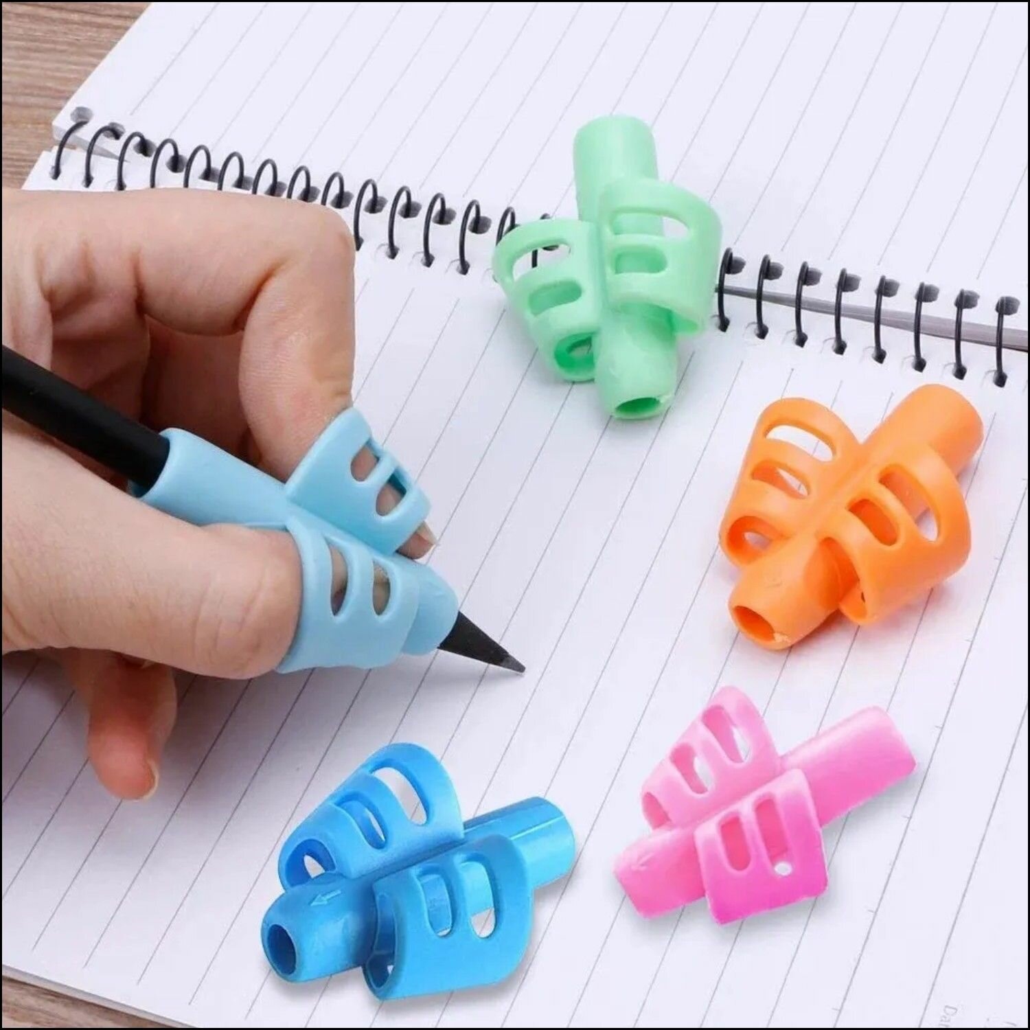 Тренажер для постановки письма, помощник правописания, насадка на ручку, держатель карандаша, силиконовый, детская игрушка, учимся рисовать, комплект 3шт.