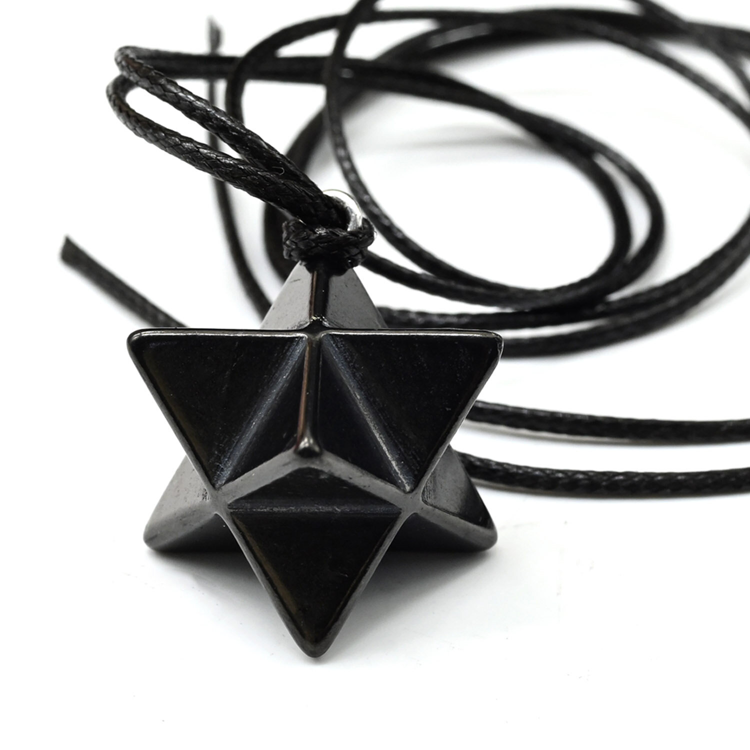 Подвеска, шунгит