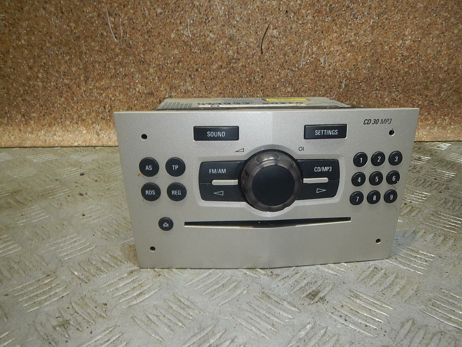 Б/У Магнитола, Opel (Опель)-CORSA D (06-) OPEL CORSA D (06-) Царапины. 437999 GENERAL MOTORS арт. 13254191