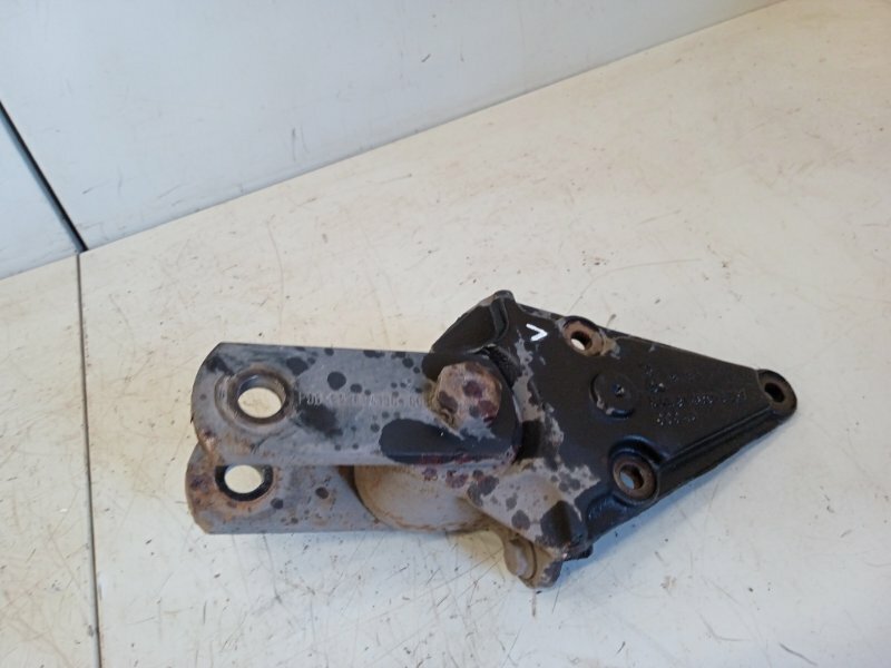 Б/У крепления передней рессоры, МАН ТГА, MAN TGS 2007-2014 MAN TGX 2007-2014 Кронштейн MAN TGA 186861 MAN арт. 81413013267