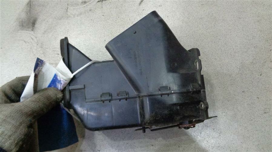 Воздуховод торпедо от Hyundai Galloper 1997-2003