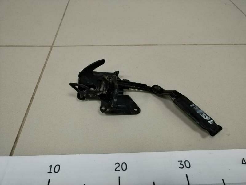 Замок капота Audi A6 C5 2000-2005 кат.номер: 4B3823480