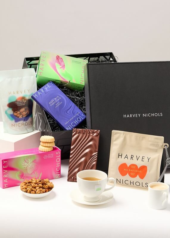 Сюрприз-бокс HARVEY NICHOLS You Are A Star Gift Box, 685г