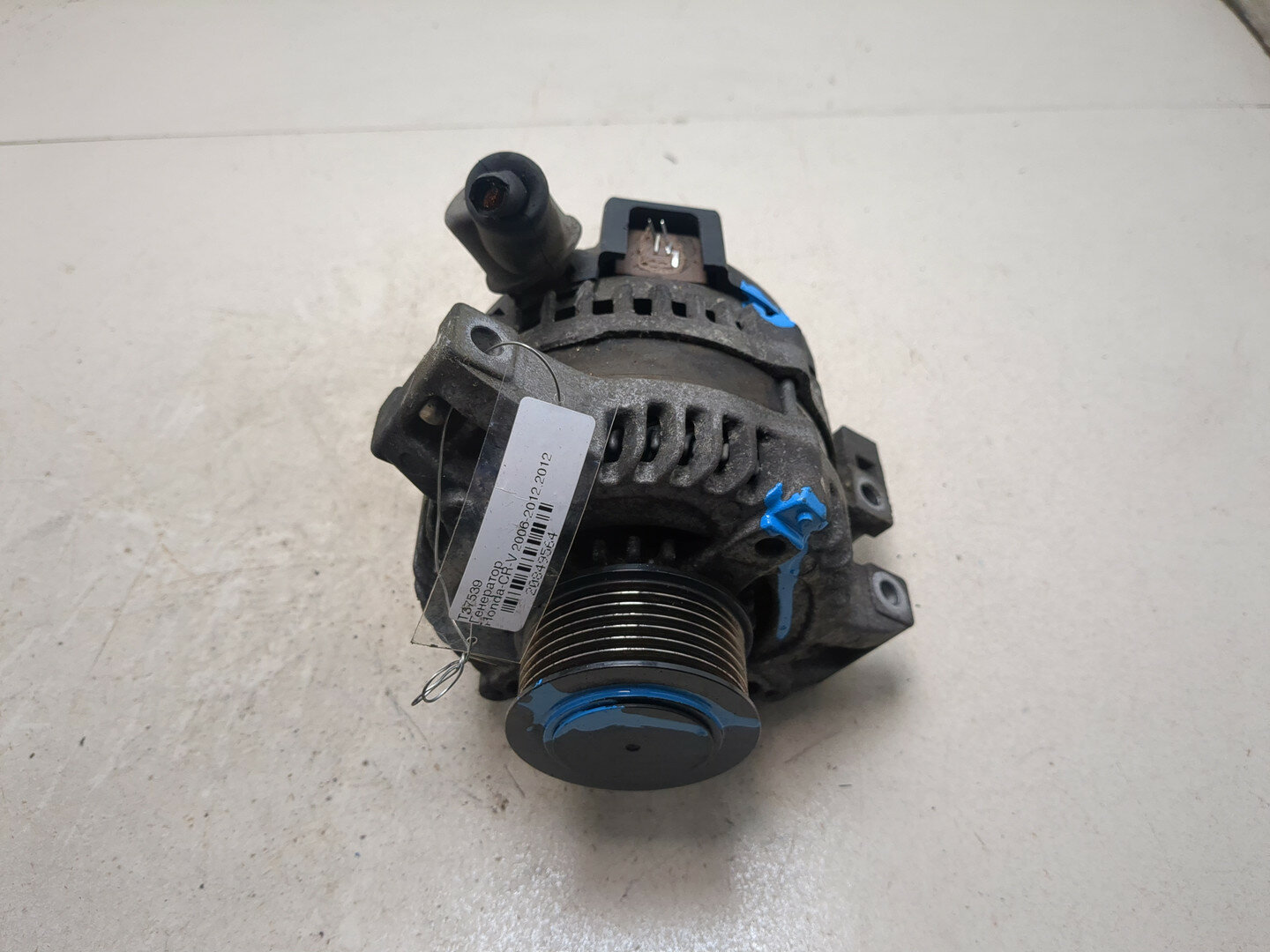 Генератор Honda CR-V Б/У