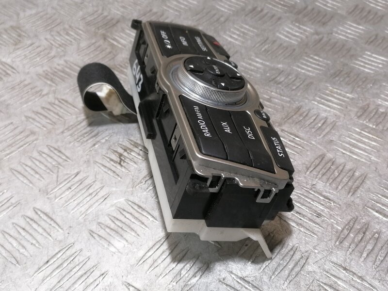 Блок управления магнитолой INFINITI G 2007-2014 28395JK60B