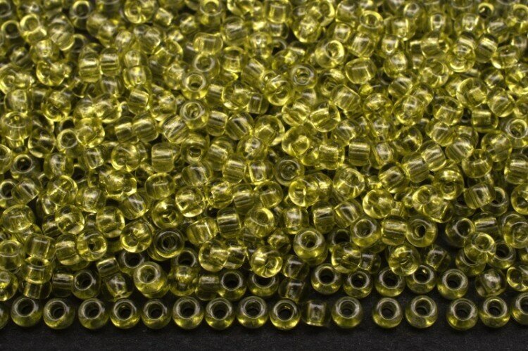 Бисер чешский PRECIOSA круглый 10/0 01152 салатовый, 5 грамм
