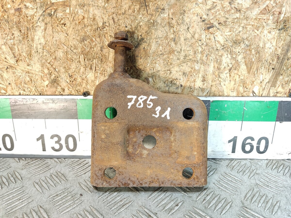 Кронштейн ISUZU Rodeo 1989-1997 94473188