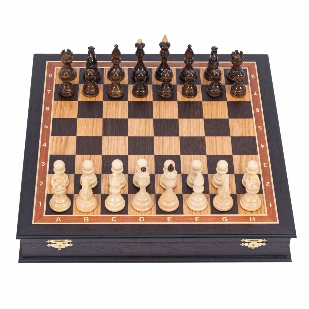 Шахматы подарочные деревянные Фаворит в ларце из венге и дуба с утяжеленными фигурами