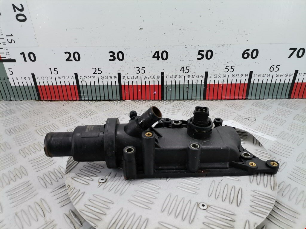 Корпус термостата Renault Scenic 2 8200700092 арт. 1895391