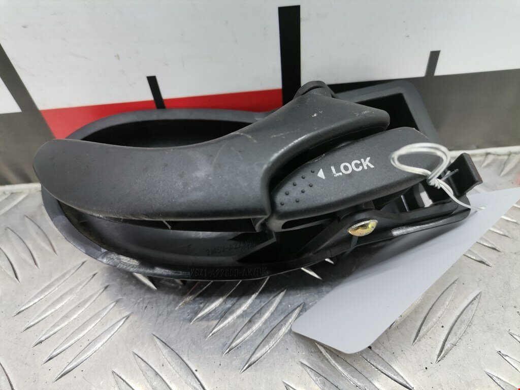Ручка двери внутренняя задняя правая Ford Focus 1 XS41A22600AK арт. 1641908