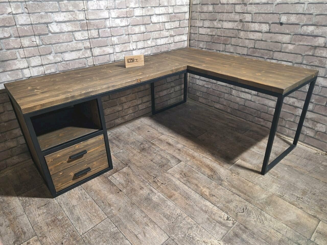 Стол "EasyLOFT" письменный с тумбой, угловой, разборный, массив хвойных пород, 200/150x60x75см, коричневый
