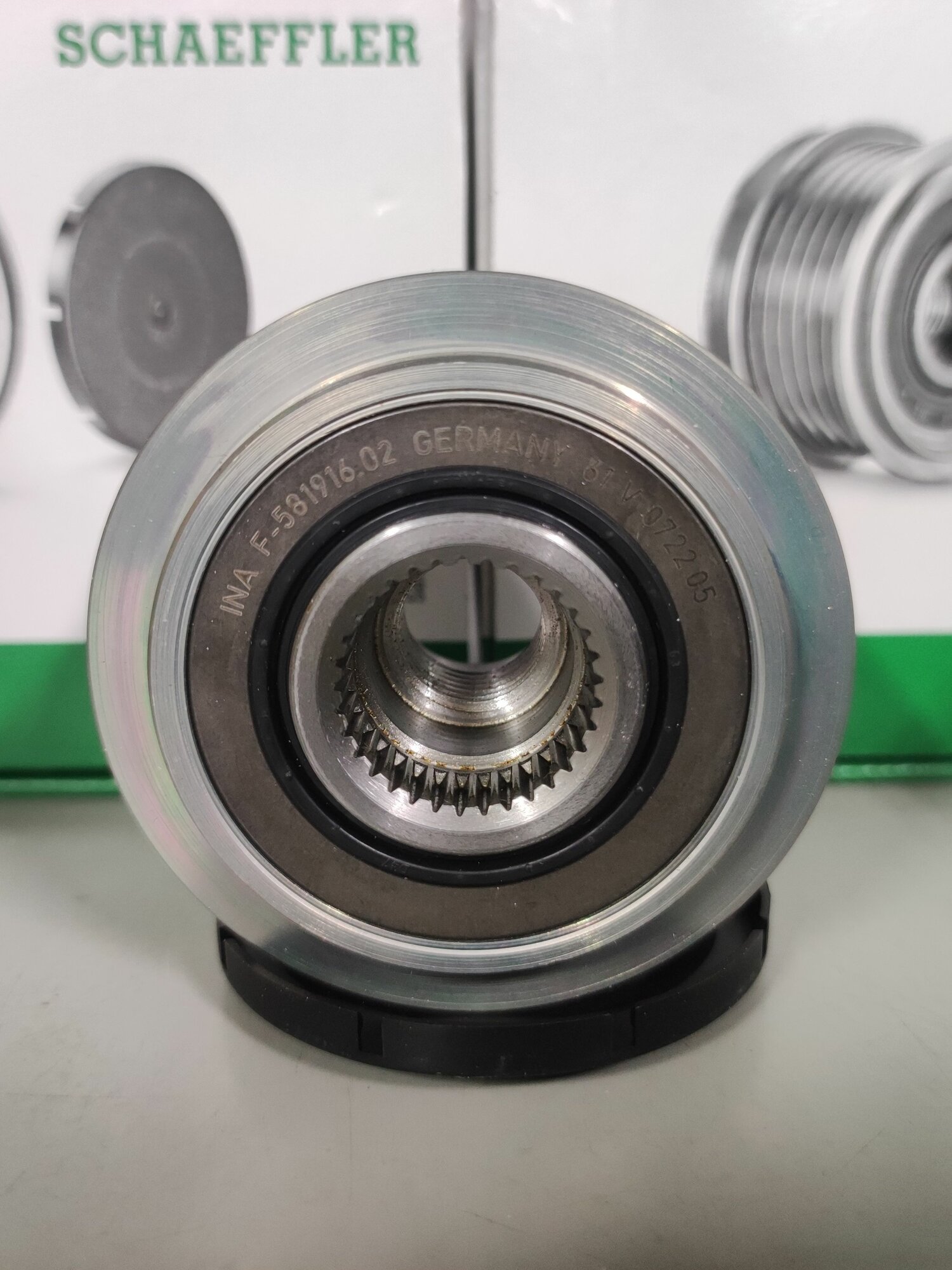 Обгонная муфта генератора INA 535027810 F-581916. XX