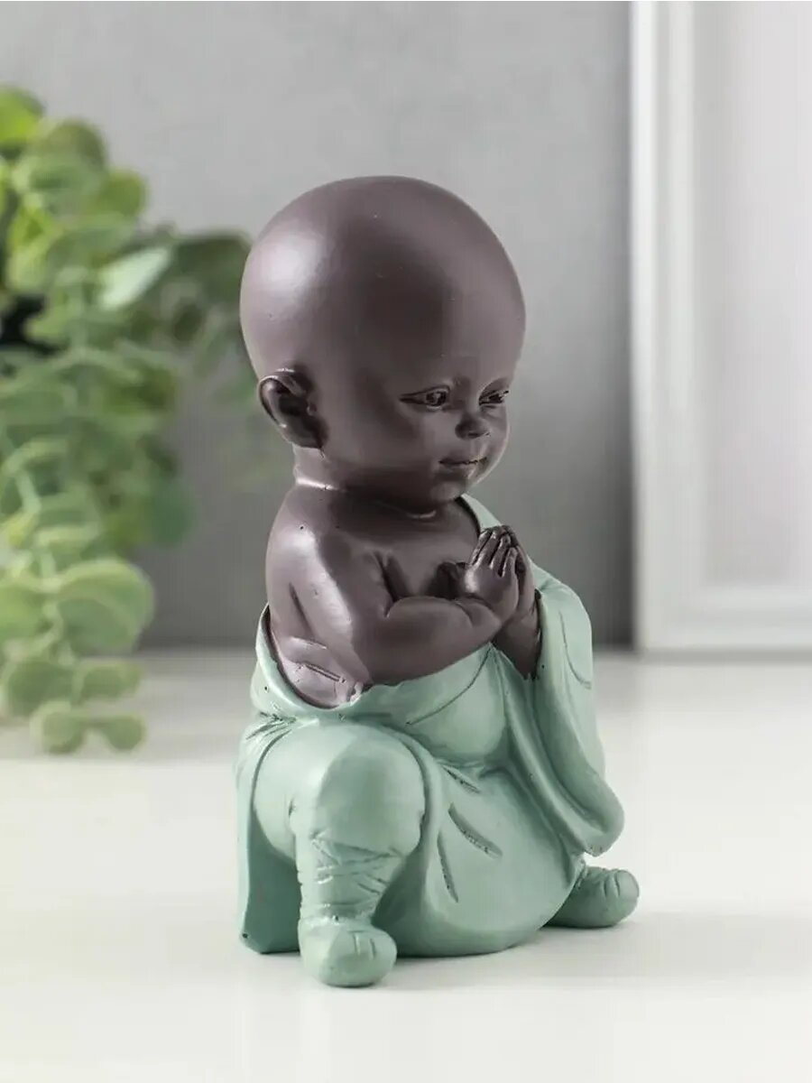 Маленький Будда для медитации — зелёно-коричневый сувенир