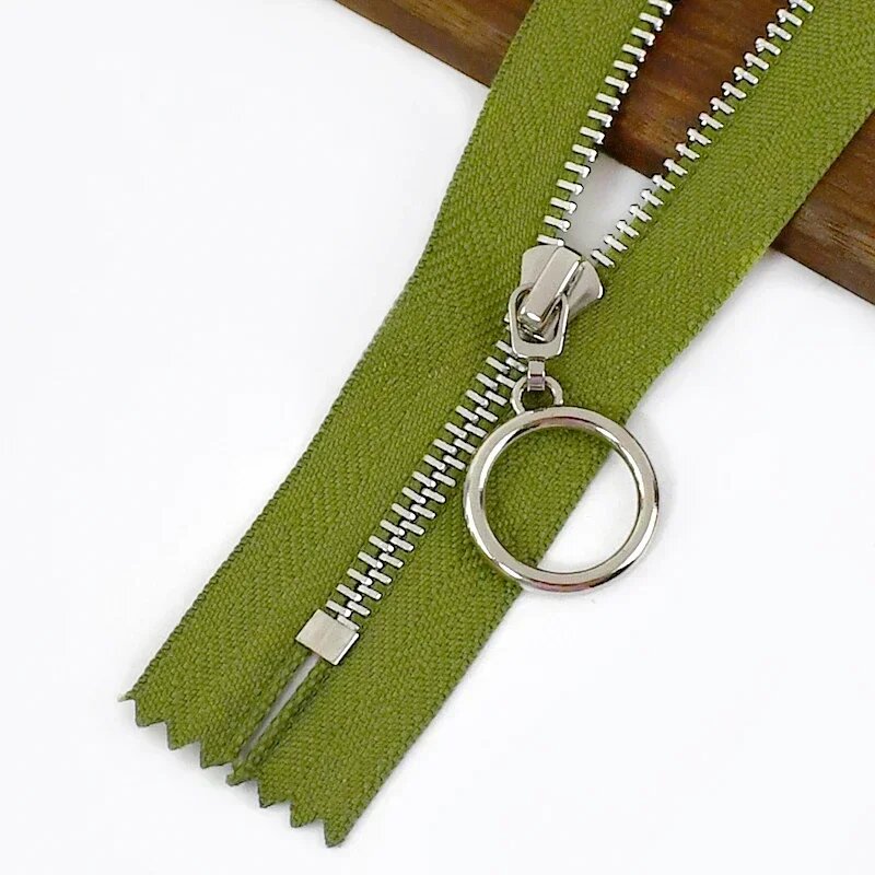 Молния металлическая 15 см, цвет ZA085-ArmyGreenSilve