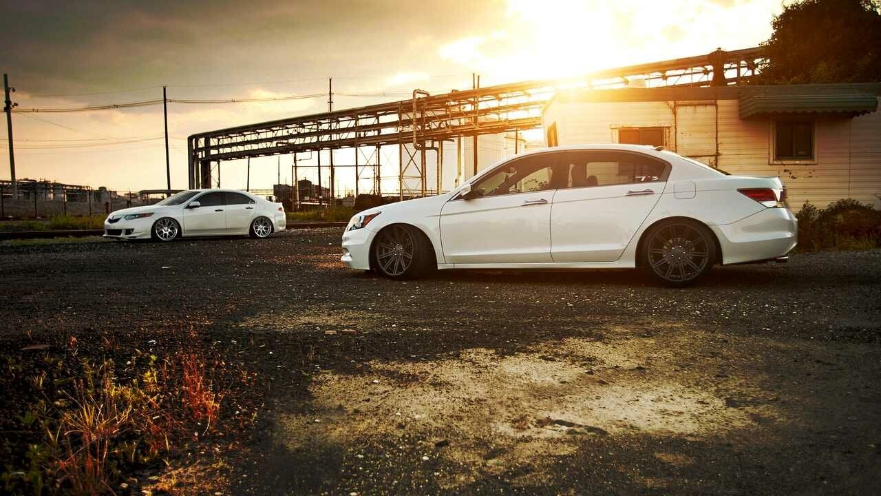Картина на холсте 60x110 LinxOne "Honda Tuning acura аккорд белая" интерьерная для дома / на стену / на кухню / с подрамником