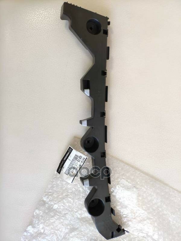 Кронштейн бампера заднего (правый) GH М6 MAZDA арт. GS1E502H1C