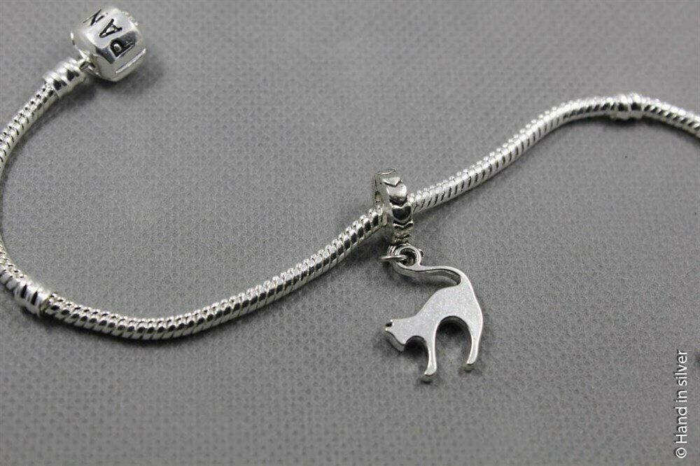 Шарм Handinsilver ( Посеребриручку ), металл
