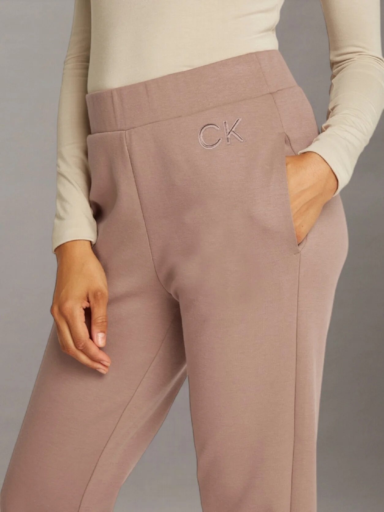Брюки джоггеры CALVIN KLEIN, размер  L, розовый — фото 1