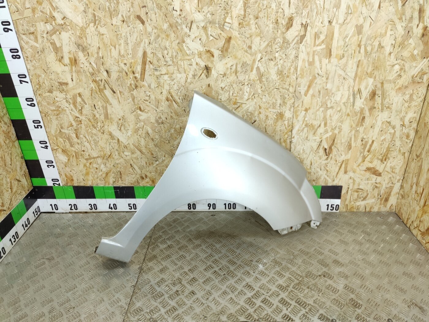 Крыло переднее правое MAZDA Carol 2004-2009 1A0452111