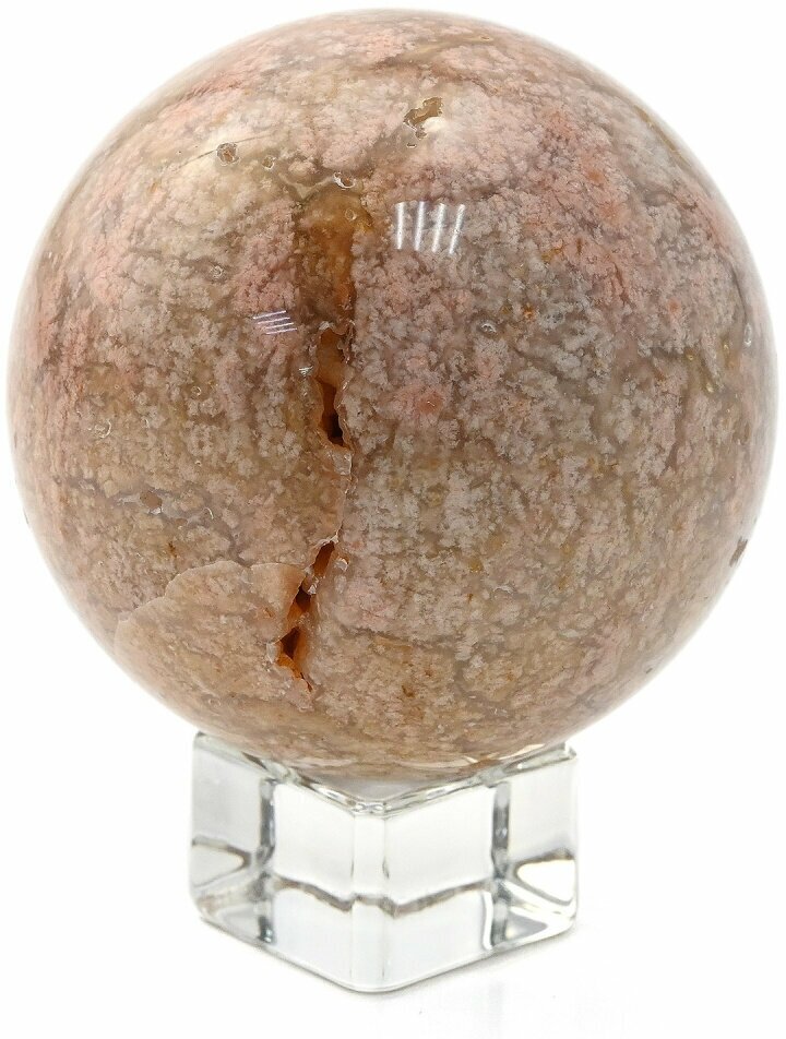 Коллекционный шар из агата розового, диаметр 63мм .