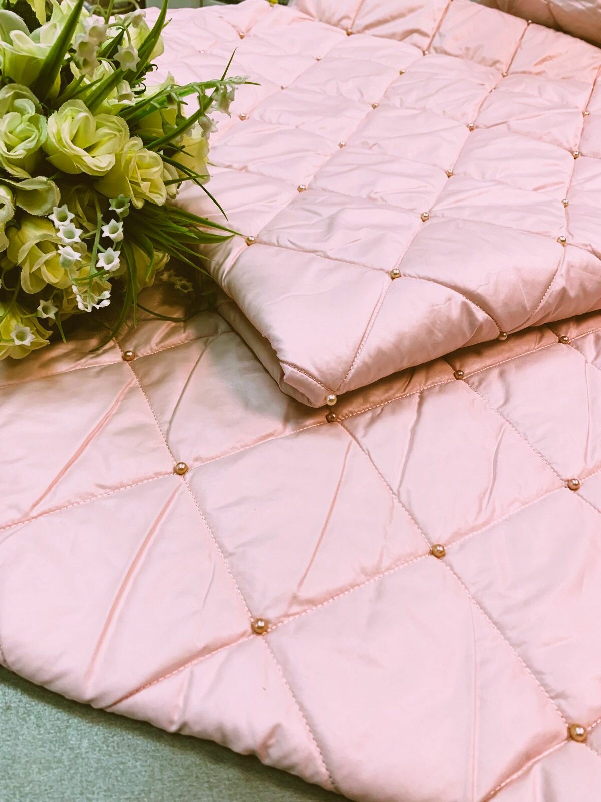 Ткань для шитья Курточная стёжка ромб с бусинами пудровая , отрез 110 х145 см