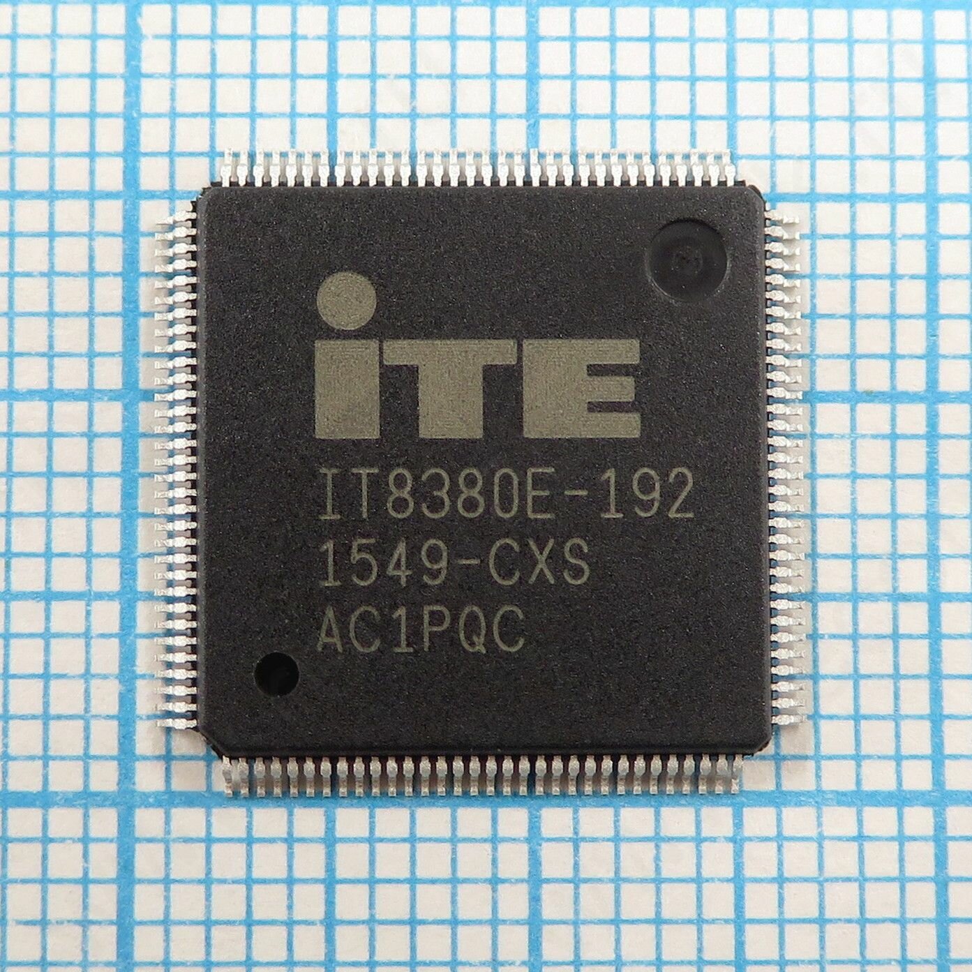 IT8380E-192 CXS IT8380E-192-CXS - мультиконтроллер