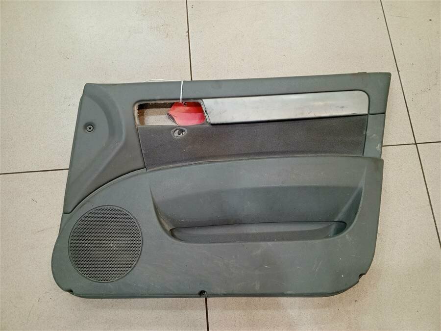 Обшивка двери передней правой от Chevrolet Lacetti J200 2003-2013