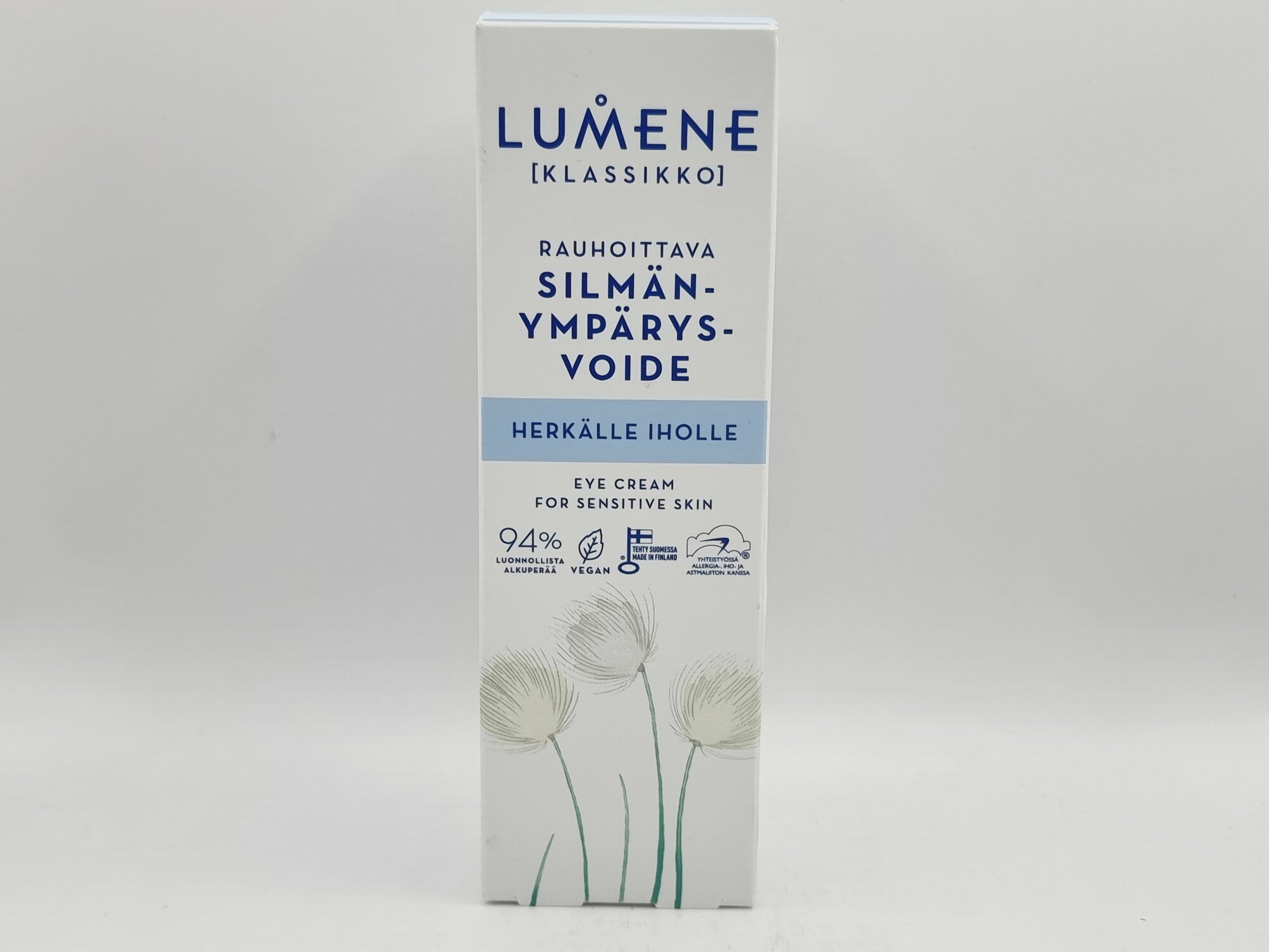 Lumene KLASSIKKO Крем для области вокруг глаз успокаивающий для чувствительной кожи15 мл (из Финляндии)