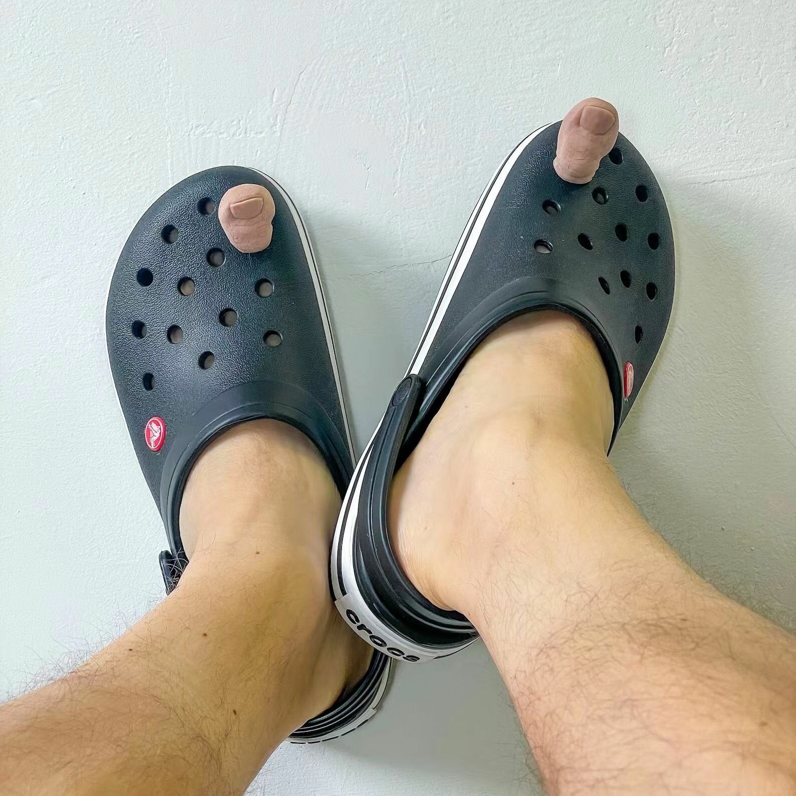 Значки на crocs — фото 1